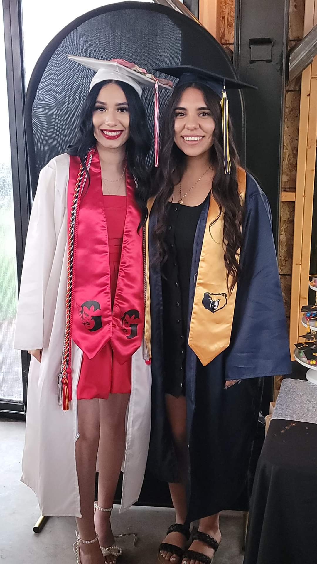April Lopez y Kimberly Salvidrez, Glenwood Springs High School y Rifle ...