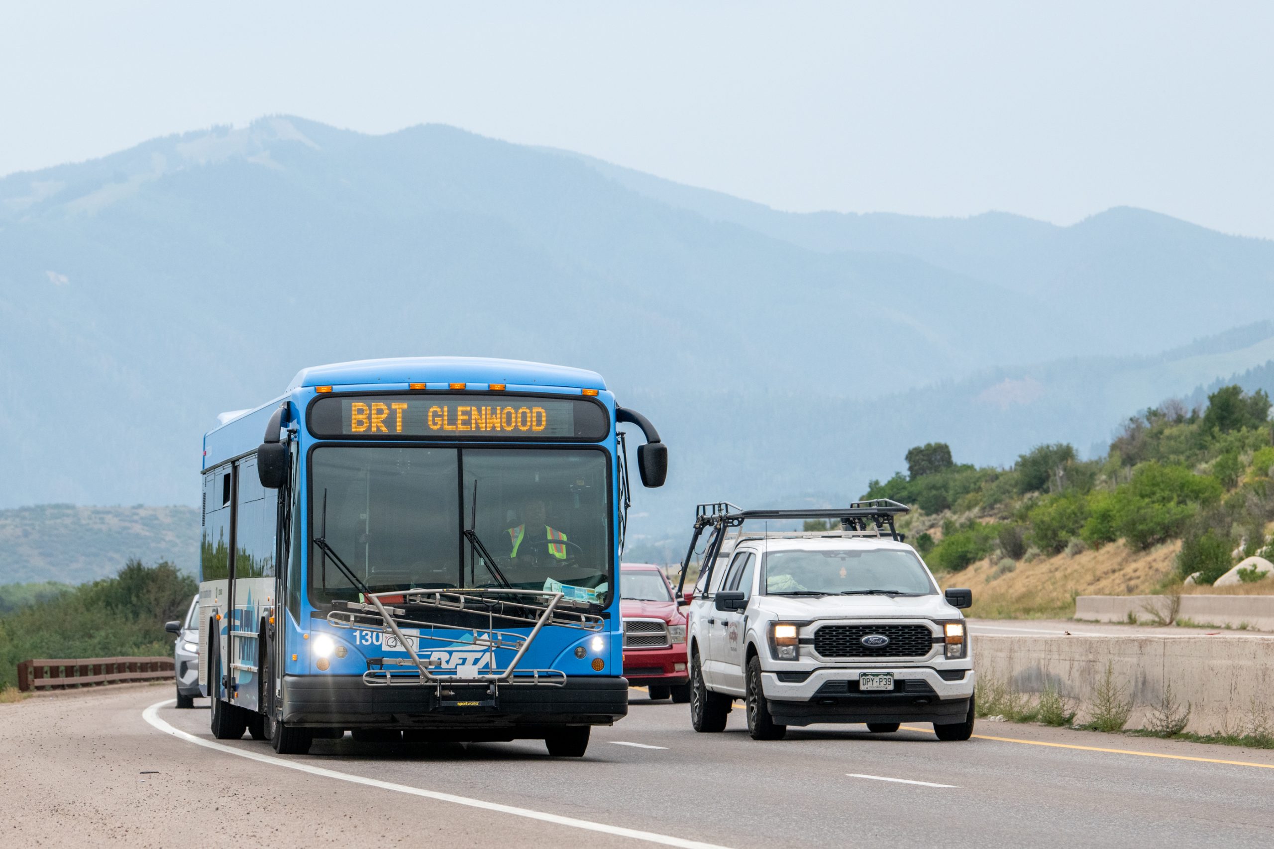 Dar prioridad a los vehículos de tránsito rápido de autobuses en los ...